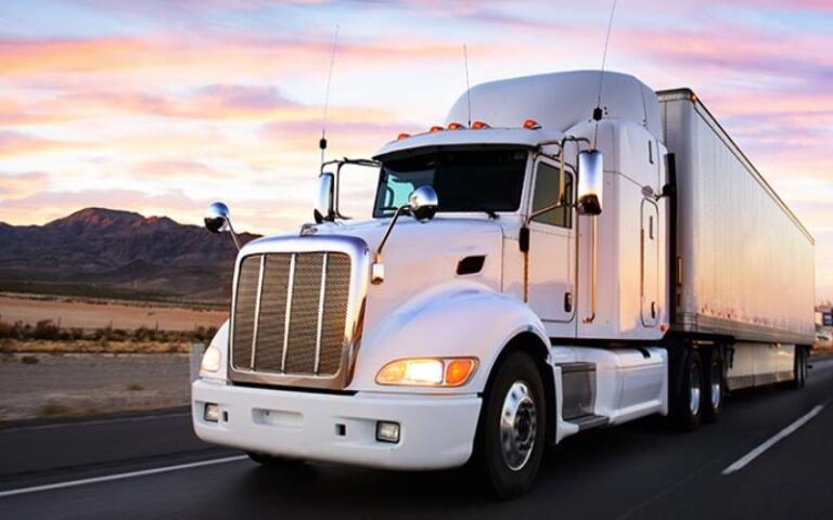 The Top 5 Online CDL Class Programs: What You Need to Know | XTech Commerce